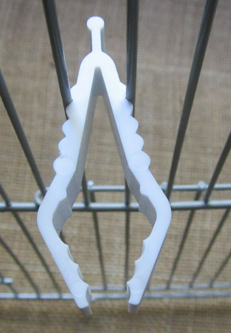 Cuttlebone Holder - Kentbirds